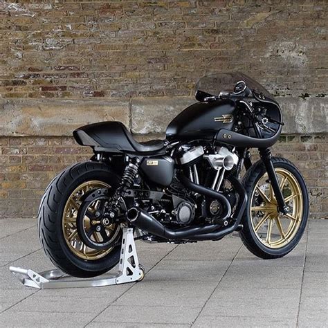 Warrs Cafe Racer Custom Harley Sportster 883
