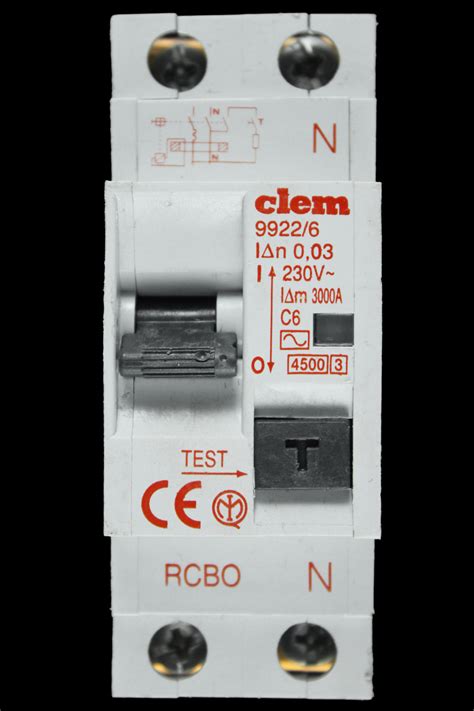 Clem 6 Amp Curve C 4 5ka 30ma Double Pole Rcbo 9922 6 Used Circuit