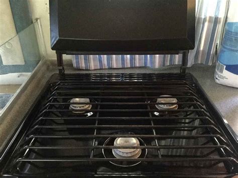 2003 Used Lazy Daze 23 5 Twin King Class C In Massachusetts Ma