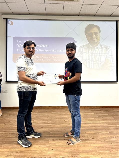 Het Patel On Linkedin Internship Experience Thespecialcharacter