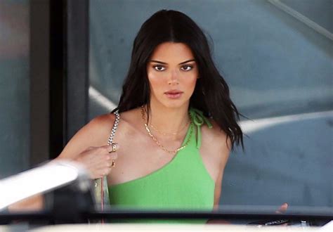 Kendall Jenner Erotic The Fappening Leaked Photos