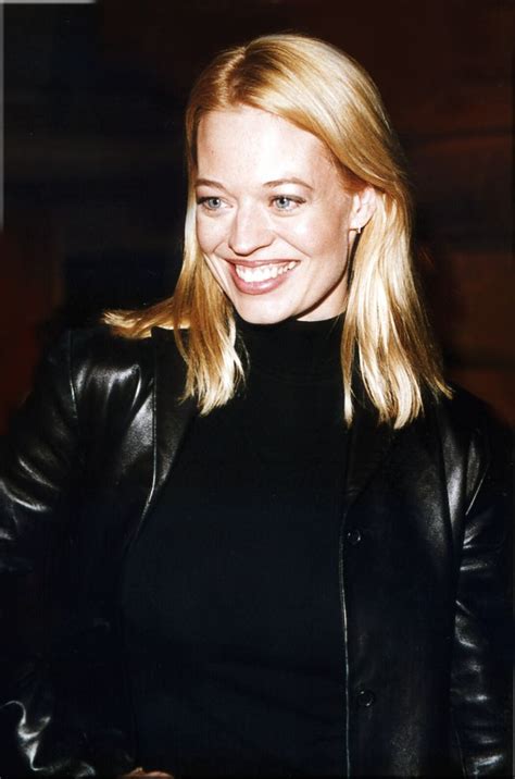 Jeri Ryan Pictures