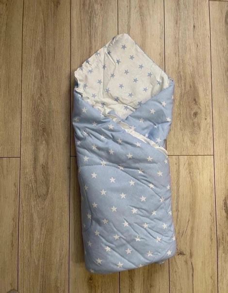 Продам Конверт одеяло на выписку Двухсторонний Состояние нового Могу выслать почтой