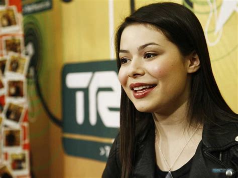 Miranda Cosgrove Rockeskole