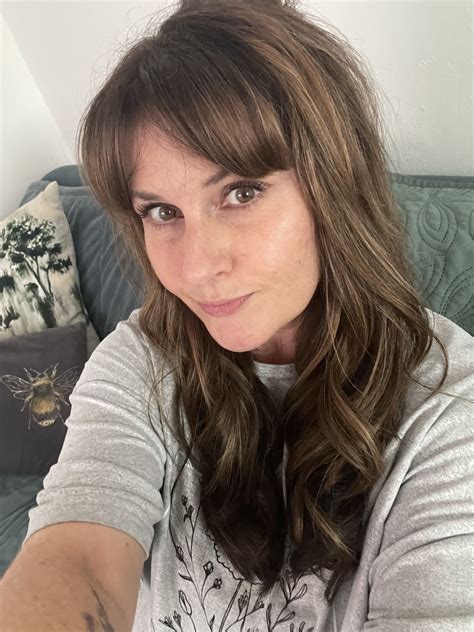 Moms With Brown Hair