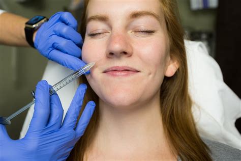 7 Easy Ways To Avoid Bruises From Botox Or Dermal Fillers