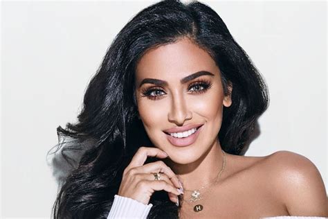Huda Kattan Net Worth Husband Career Personal Life And Biogrphy