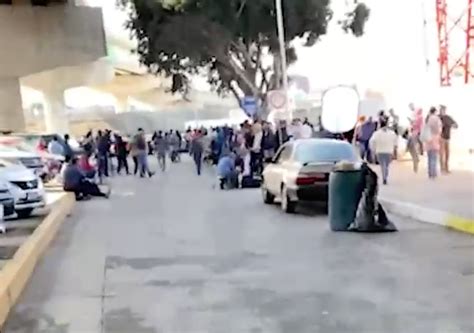 Больше 5 тысяч россиян релокантов застряли в стихийном лагере беженцев на границе Мексики и США