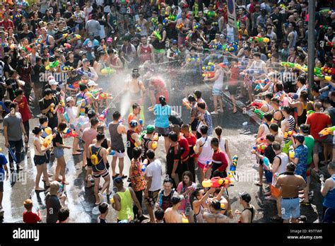 Inside World's Biggest Water Pistol Fight As Thousands Of, 44% OFF