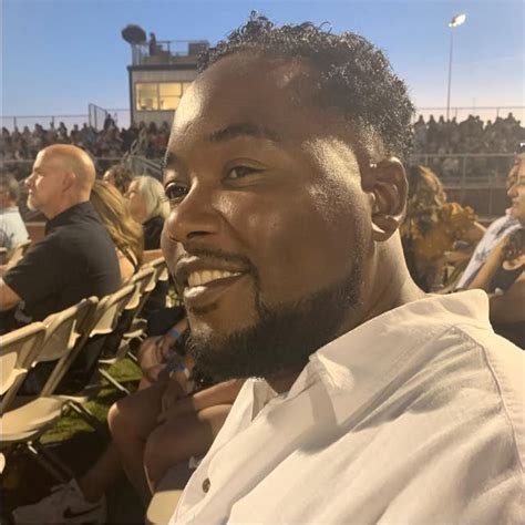 Derek Martin 2derekmartin • Threads Say More