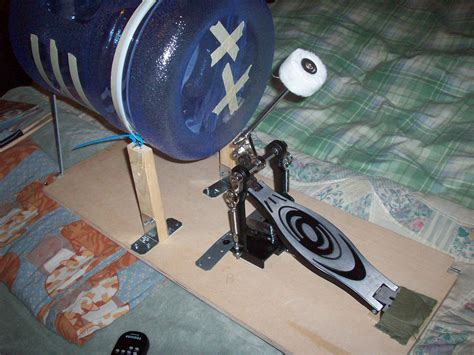 Super Cheap Bass Drum Kick Drum Diy 5 Steps Instructables