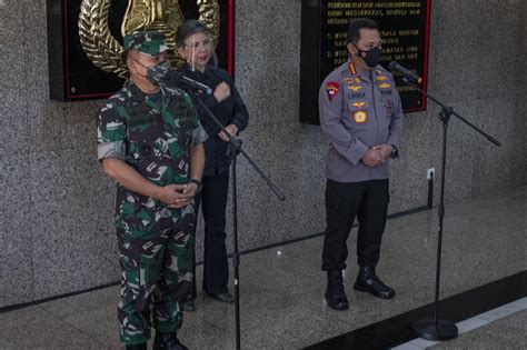 Foto Komitmen Sinergitas Tni Dan Polri Dalam Menjaga Keamanan Di Indonesia