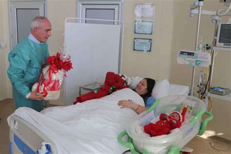 МИА Е ПРВОРОДЕНОТО БЕБЕ ВО 2025 ВО КЛИНИЧКА БОЛНИЦА БИТОЛА АПЛА мк Без пардон за Битола