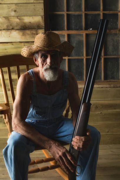 300 Redneck Overalls Fotos De Stock Imagens E Fotos Royalty Free Istock