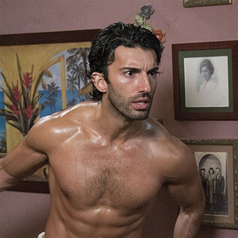 Alert Jane The Virgins Justin Baldoni Is Quite Shirtless In New Season 4 Premiere Pic E News