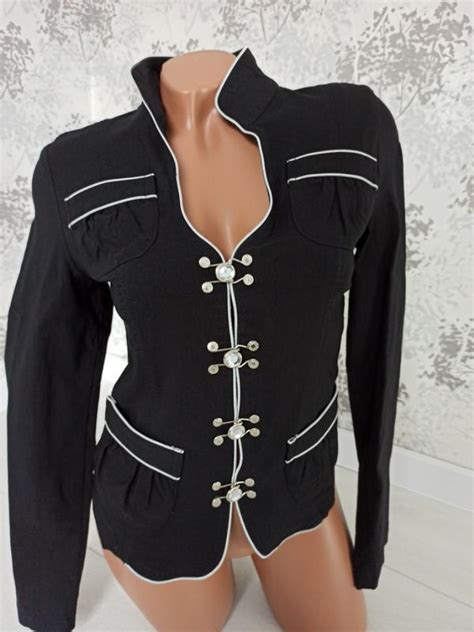 Жакет — ціна 250 грн у каталозі Піджаки і жакети Купити жіночі речі за доступною ціною на Шафі