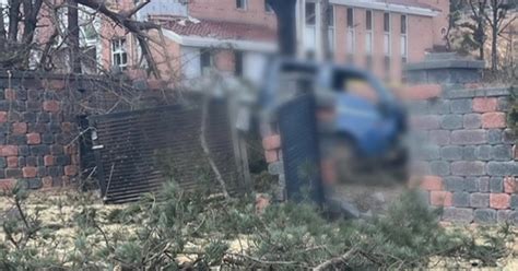 꽝 소리 깨보니 구급차부상자 긴급 후송