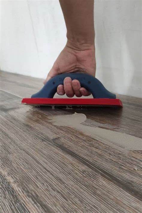 Укладка плитки в Харькове | Цена плиточных работ 2024 | LUXMT