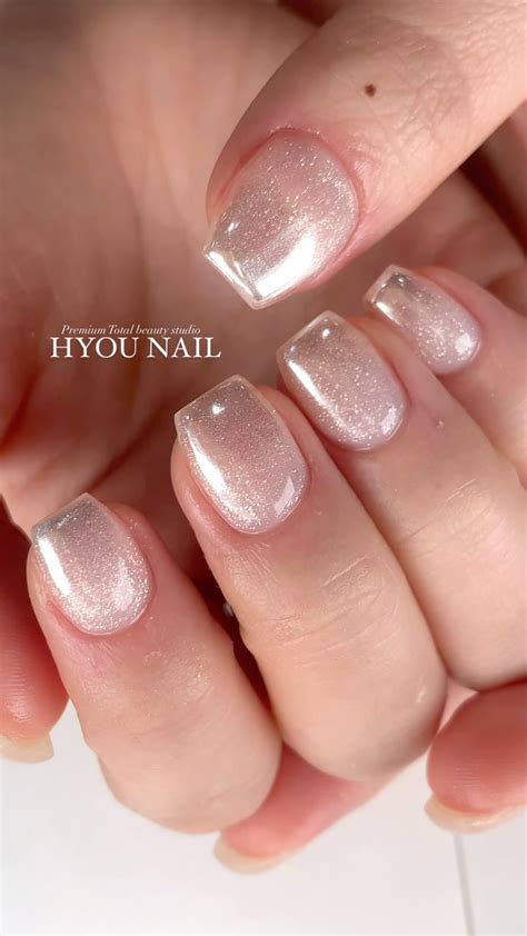 𝘽𝙤𝙣𝙣𝙞𝙚𝘽 네일재료 네일아트 보니비네일 맑고 투명하고 예쁘고 다한 아트 ⋅⌣⋅ White Silver Powder • 파우더는 화이트실버 • 아트는