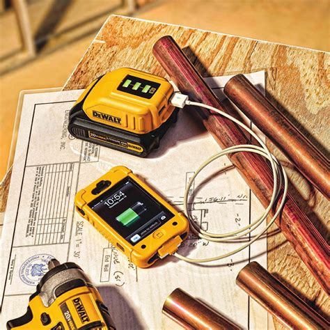 Адаптор за акумулаторна батерия с изходящ Usb порт Usb 5 V 10 8 18 V Dcb090 Dewalt Gami Bg