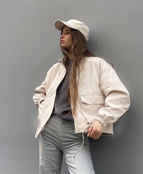 Вітровка — ціна 450 грн у каталозі Вітровки Купити жіночі речі за доступною ціною на Шафі