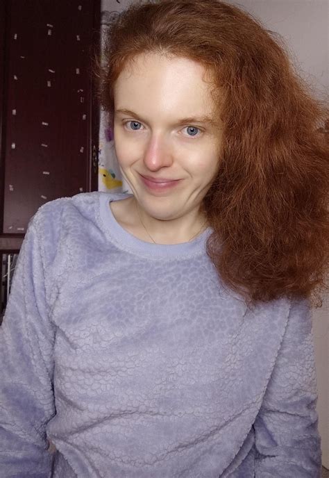 I Like To Smile R Redheadbeauties