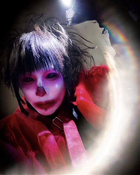 Pin By Katz On Visual Kei Visual Kei Walpaper Hello Kitty Jrock