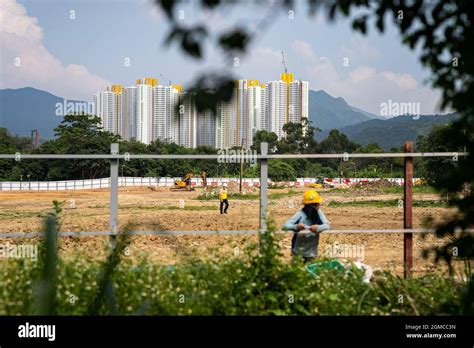 Hong Kong China 17th Sep 2021 A Construction Worker Leaning On A