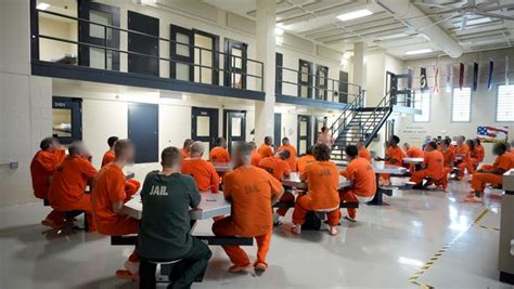Sarasota County Jail Overcrowding Crisis What Are Alternatives