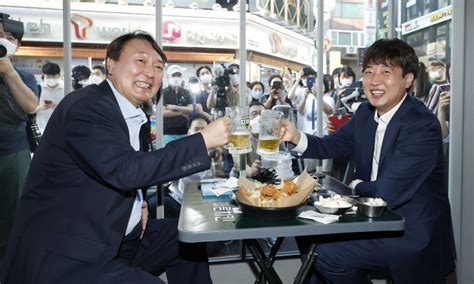 이준석 윤석열 8월 입당 안하면 캠프 합류 인사 싹 징계 매경economy