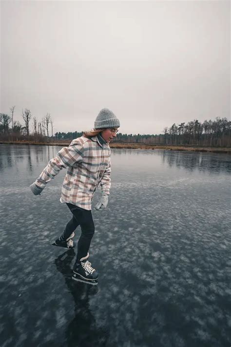 Schaatsen Op Natuurijs In België Somewhere Outdoor