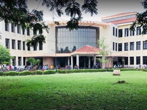 Iit Madras And Great Learning Launch A Certification Program On Cloud Blockchain And Iot Techgig
