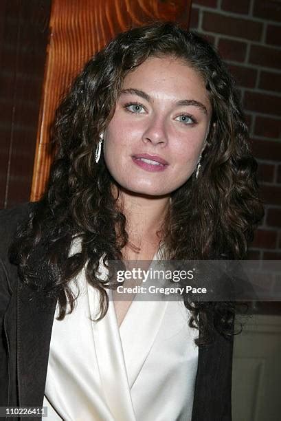 2 032 Alexa Davalos Photos And High Res Pictures Getty Images