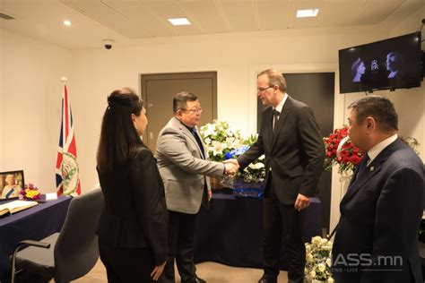 Ардчилсан намын удирдлагууд хатан хаан Ii Элизабет таалал төгссөнд эмгэнэл илэрхийлжээ