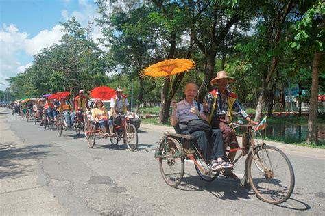ဒလမြို့နယ်၌ အနှေးယာဉ်ဆိုက်ကား လိုင်စင်များ သက်တမ်းတိုးခြင်း ဆောင်ရွက