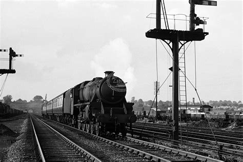 The Transport Library Ex Lms Class 5 4 6 0 No45191 Passing Knighton