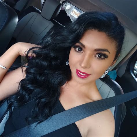 Karmina Vargaslugo Karmina Vargaslugo • Instagram Photos And Videos