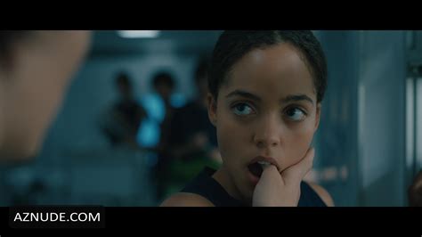 Voyagers Nude Scenes Aznude