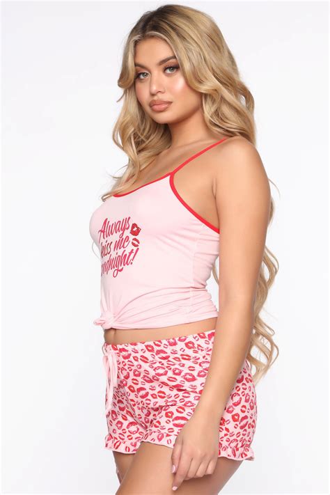 Sofia Jamora Sexy Lingerie Hot Celebs Home