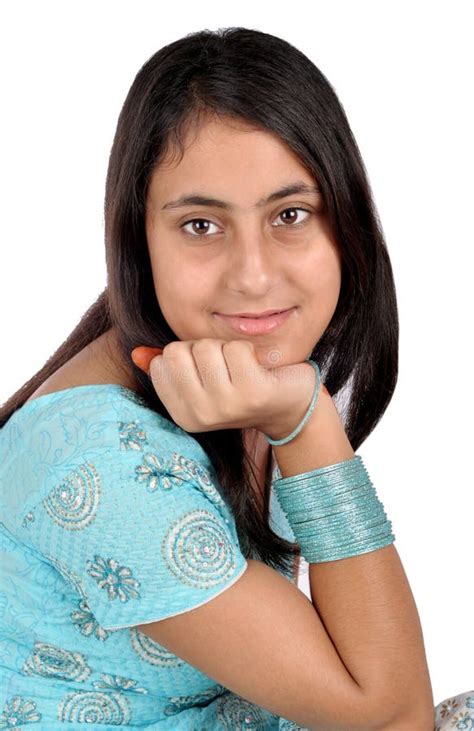 Bella Ragazza Indiana Fotografia Stock Immagine Di Villaggio 16718100