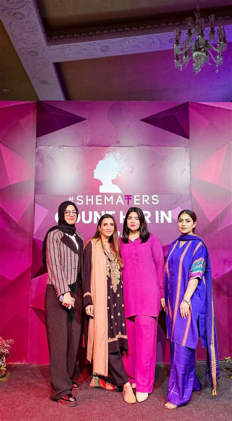 Laiba Irfan Textile Designer On Linkedin Sanasafinaz Ssfr