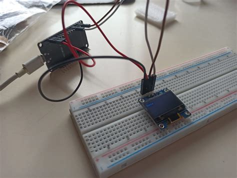 Menyalakan Lampu Led Dengan Tombol Esp32 By Kevin Kencana Medium