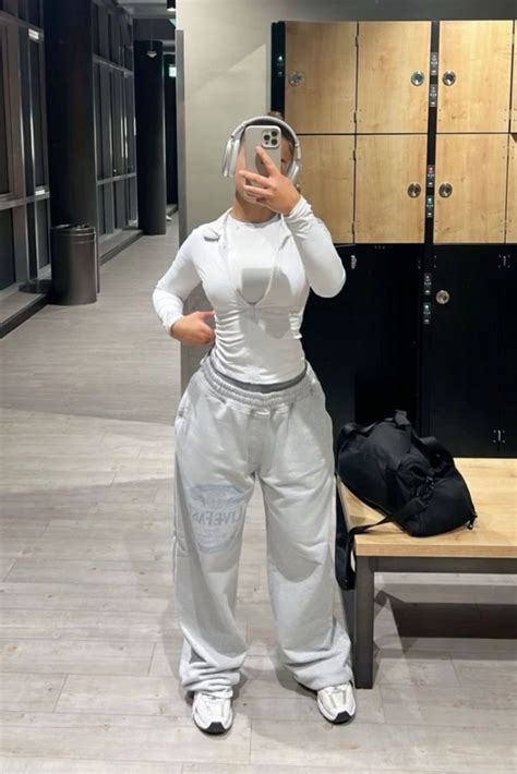 Top 17 Gym Outfit Ideas To Style All Year Round Options Heartafact