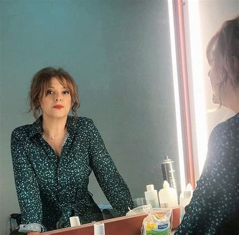 Ακομπλεξάριστη η Ελένη Ράντου Ποζάρει αγουροξυπνημένη και χωρίς ίχνος