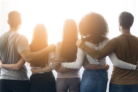 Prevalência De Câncer Em Homens E Mulheres Kilyos
