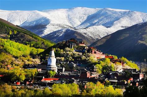 五台山是中华十大名山世界五大佛教圣地 搜狐大视野 搜狐新闻