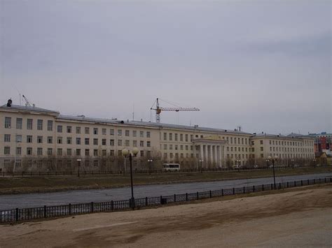 Северо Восточный федеральный университет СВФУ — главный учебный корпус Якутск