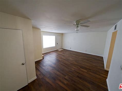 1750 E Avenue Q 14 Palmdale Ca 93550 Mls 25614263 Zillow