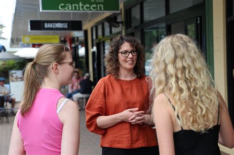 Act Labor The Canberra Liberals Have Again Refused To Stop Using Helium Balloons At Their