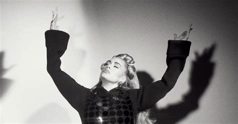 Pin By Thin Blue Line 🇦🇺👮‍♀️ On Adele ⚜ Adele Wallpaper Adele Adele Photos